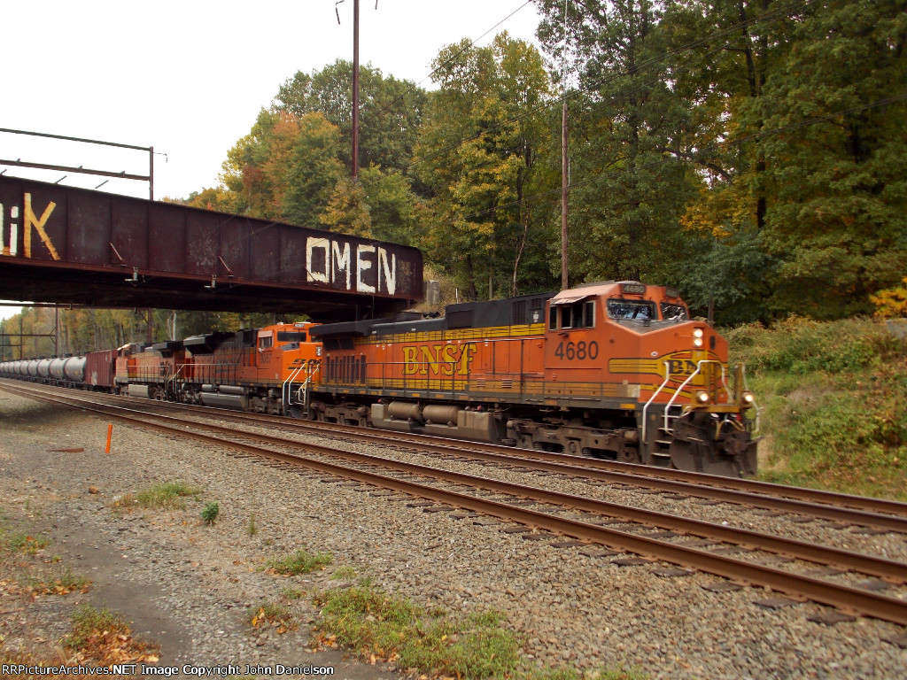 BNSF 4680